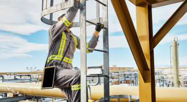 Selecting Mobile Tech in Hazardous Sites